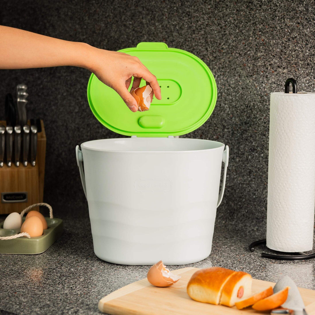 Vego Compost Caddy: Easy Kitchen-to-Garden Composting – Vego Garden